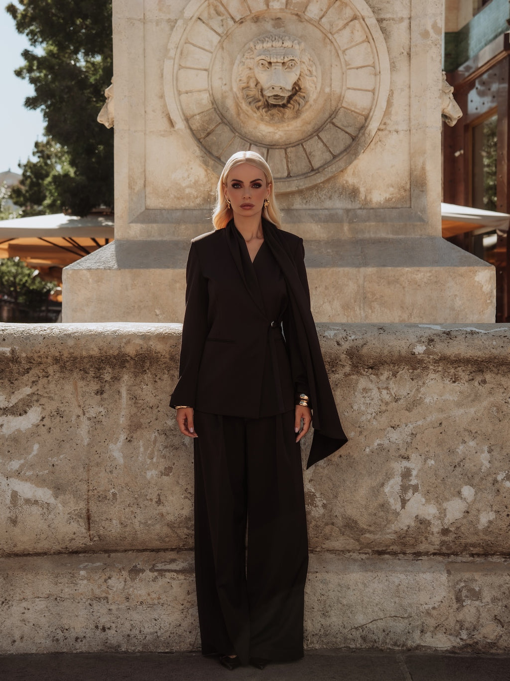 Noisette suit – Areve